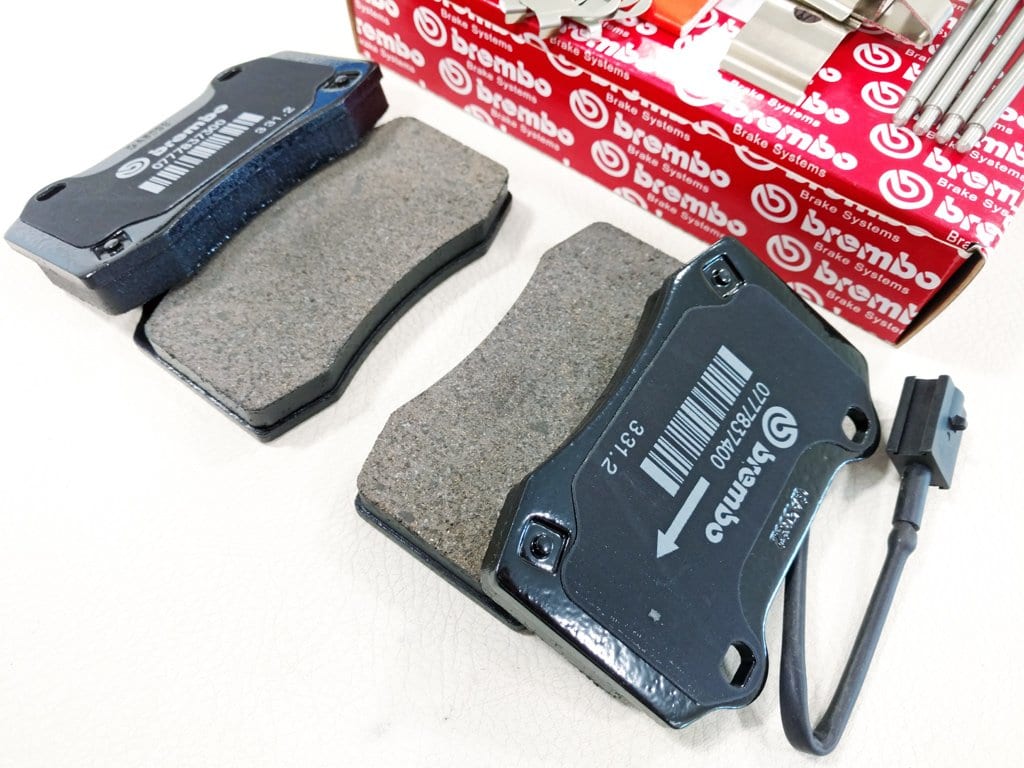 Brembo Brake Pad Set Rear 980156007 | AW Italian Auto Parts